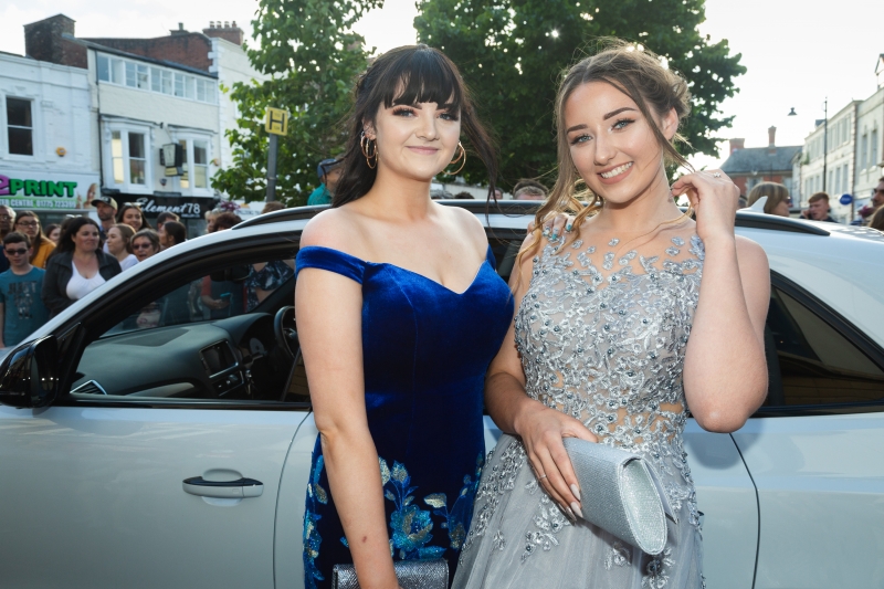 Movie theme to joint prom night – The Voice