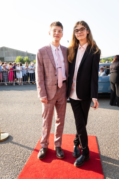 Glitz and glam at Year 11 prom – The Voice