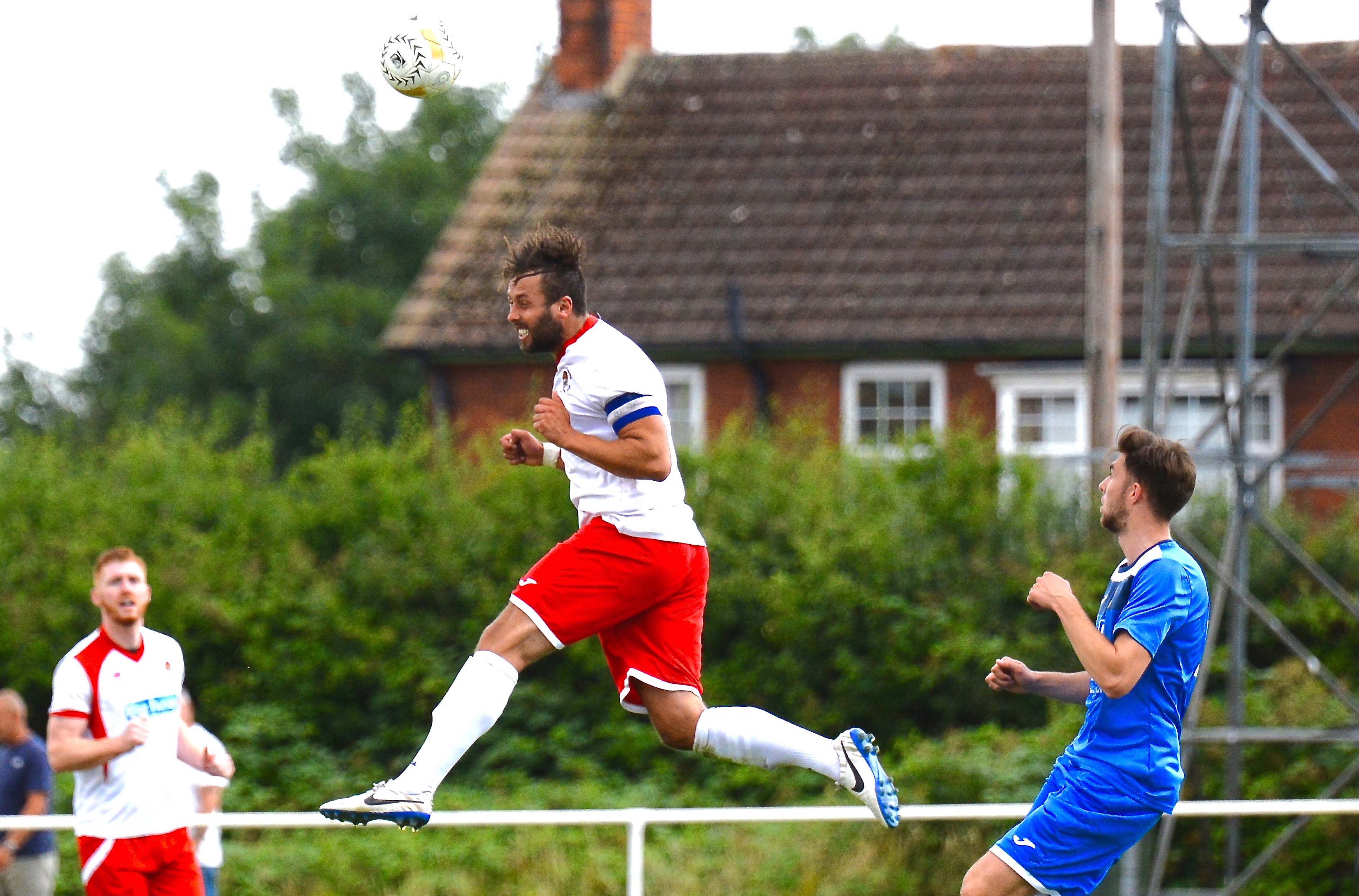 Holbeach United boss Jarvis disappointed by controversial Desborough ...
