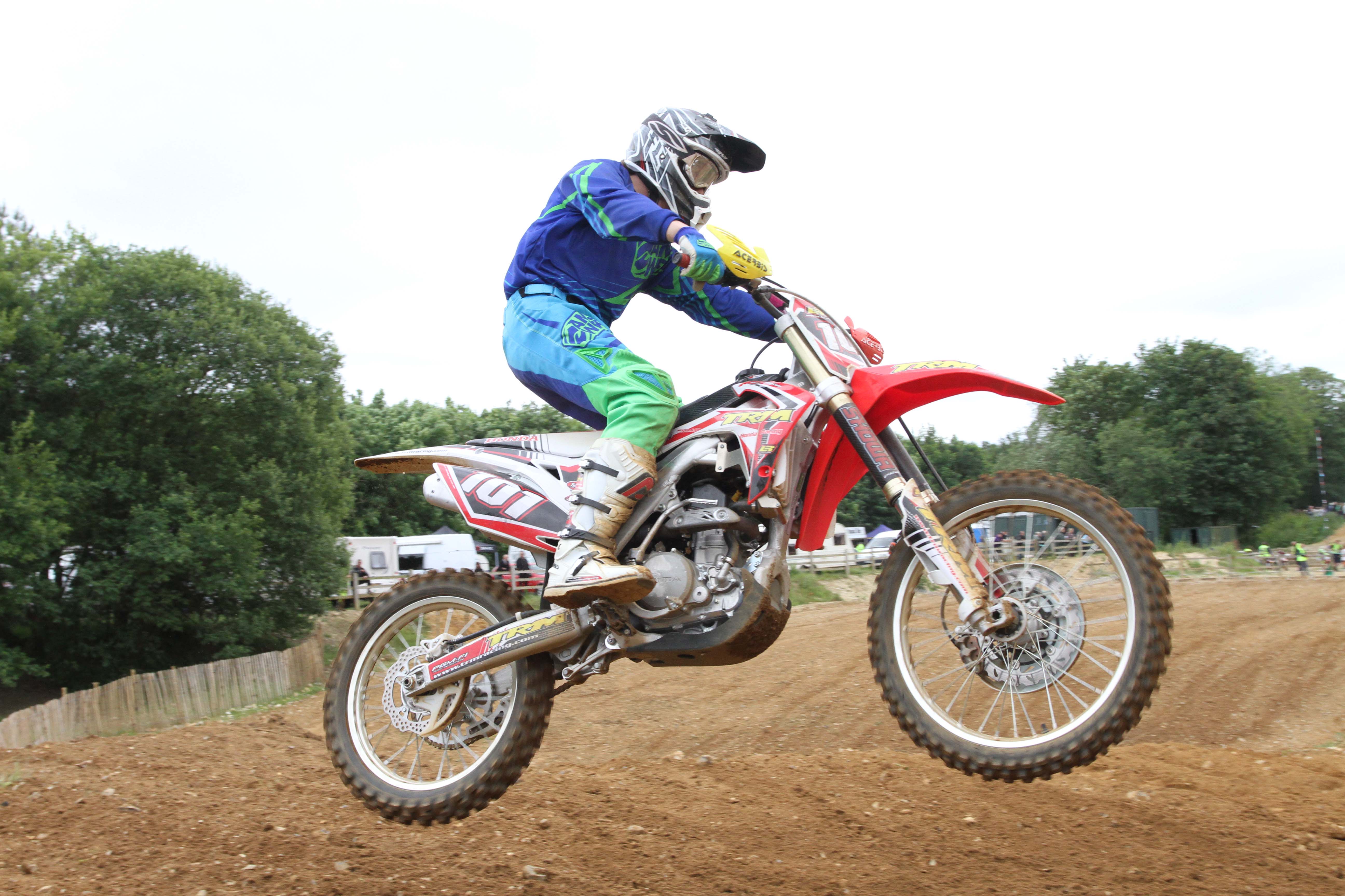 Ashley Rudd wraps up Peterborough Motocross Club title in style - The Voice