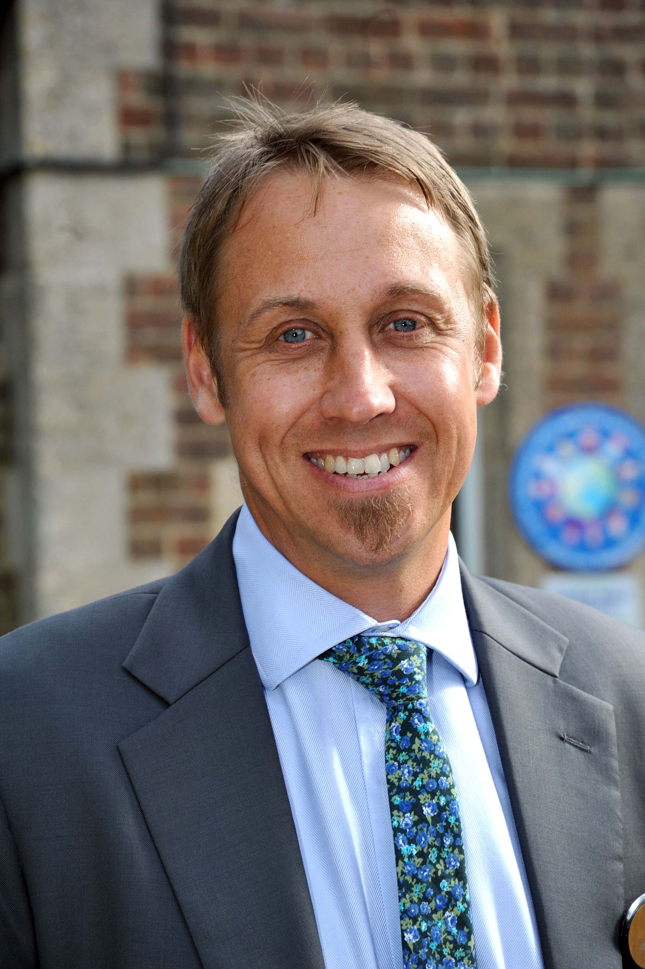 Cowbit Primary School. Viking visitor/ new head teacher NAMES: Bruce ...