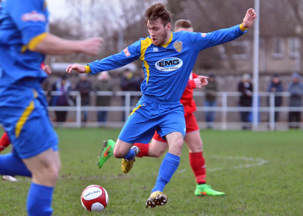 Spalding United back on-song as Waumsley treble inspires impressive win ...