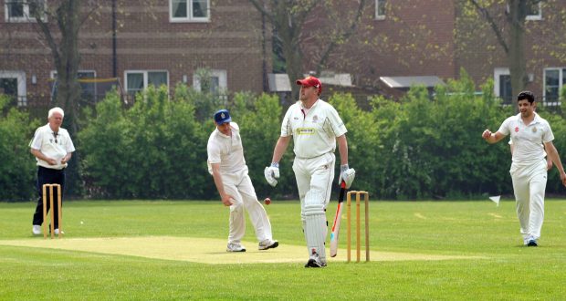 Broomfield and Barnett shine with half-centuries in dominant Moulton ...