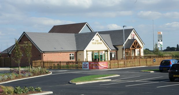 Tulip Queens to cut ribbon on new Spalding pub – The Voice