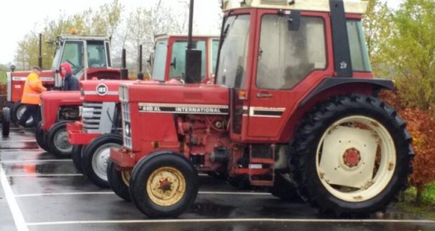 Tractor tribute to Peter – The Voice