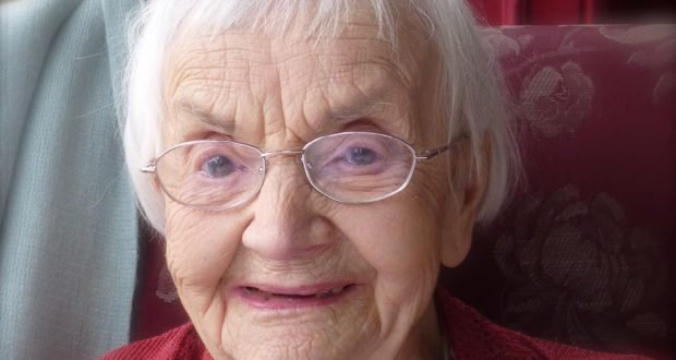 Violet, the third oldest person in the country, dies aged 112 – The Voice